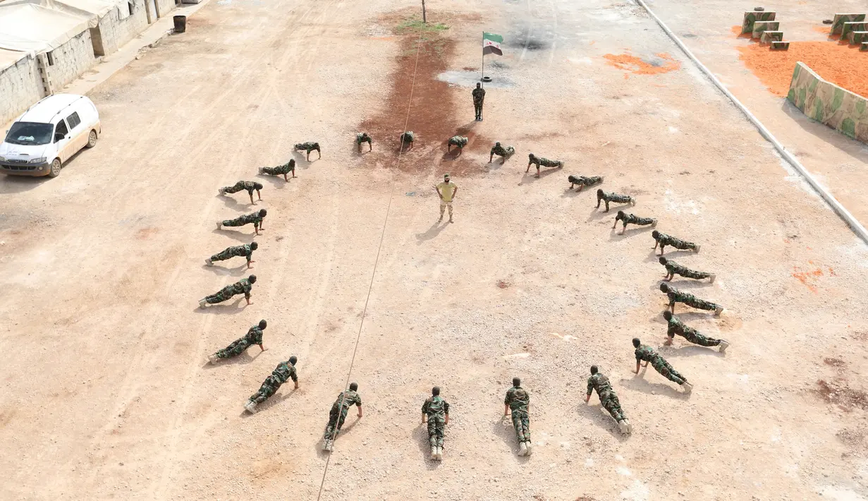 FOTO: Ketika Pejuang Jaish Al-Izzah Suriah Pamer Ketangkasan - Foto ...