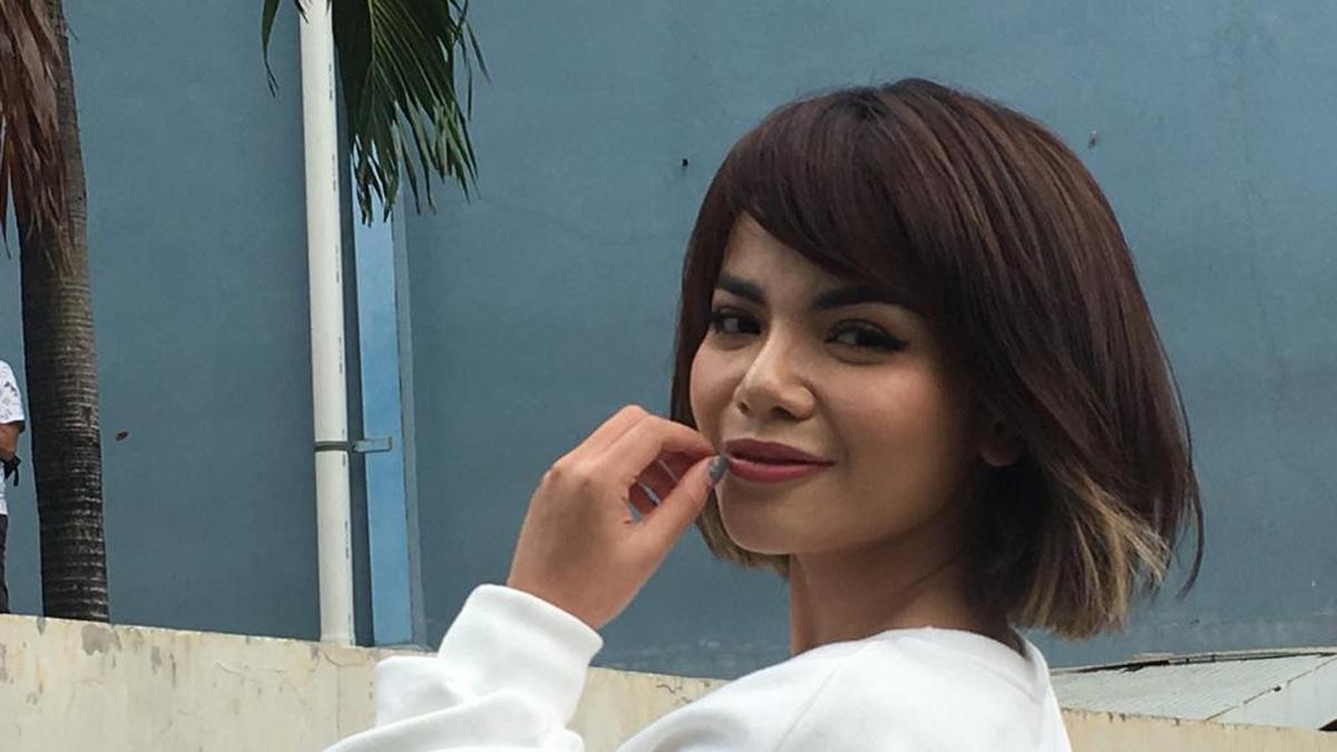 Dinar Candy Diperiksa Polisi, Buntut Berbikini di Pinggir Jalan karena ...