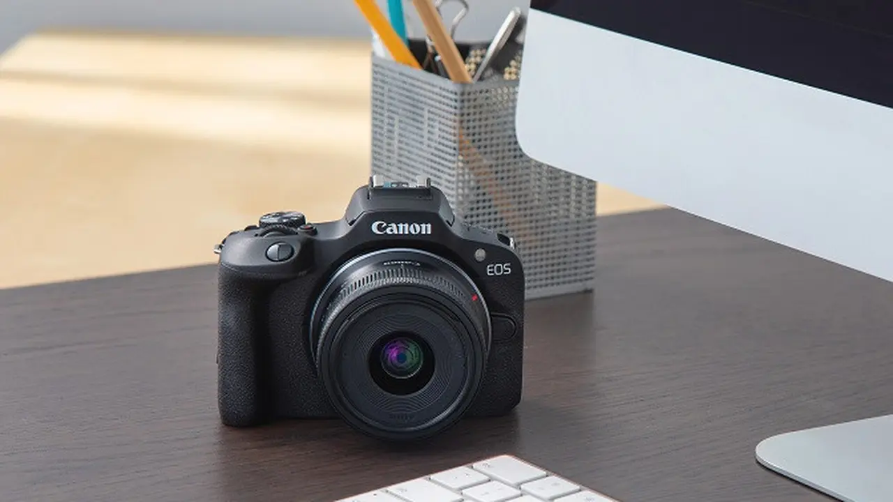 Canon EOS R100 Dibekali Sensor CMOS APS-C 24.1MP, Kamera Mirrorless ...