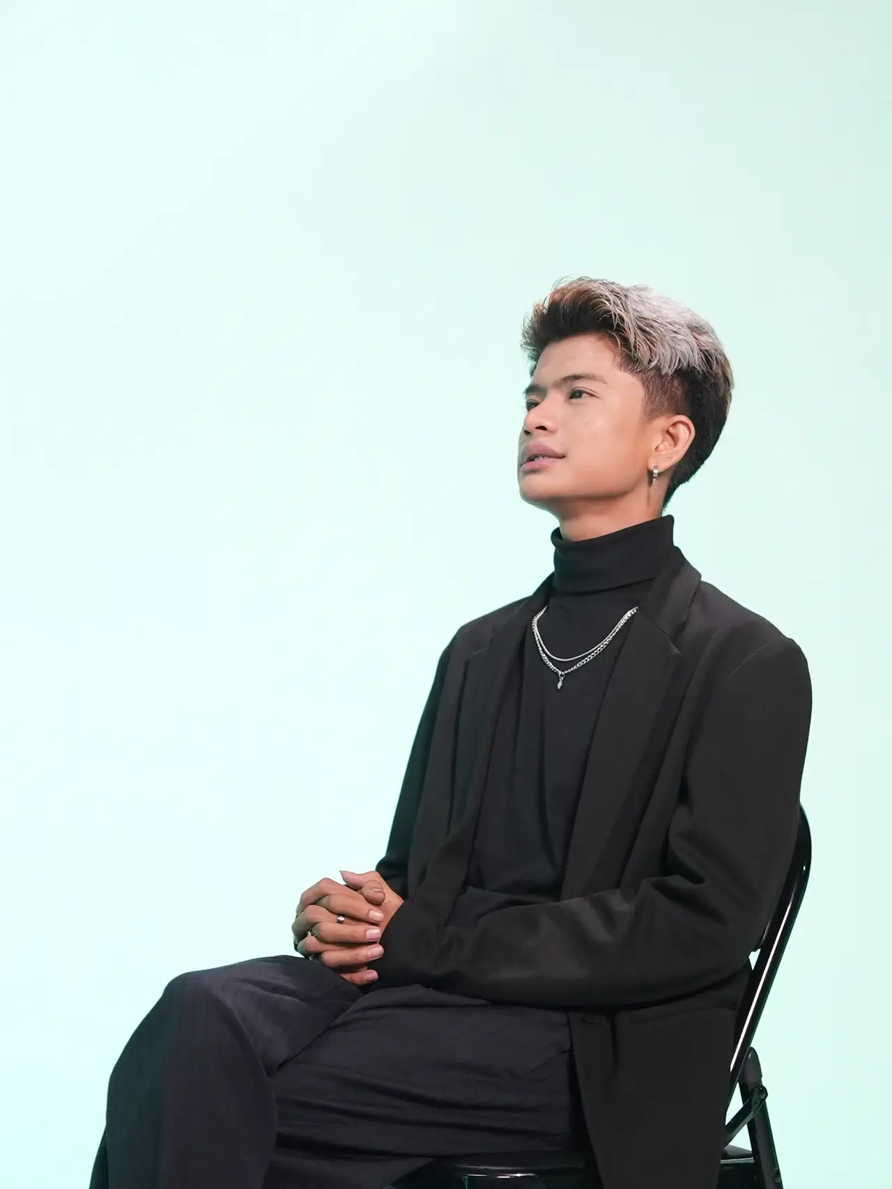 Gustian Magrib Nyanyikan Lagi Lagu Saat Kau Pergi Yang Populer ...