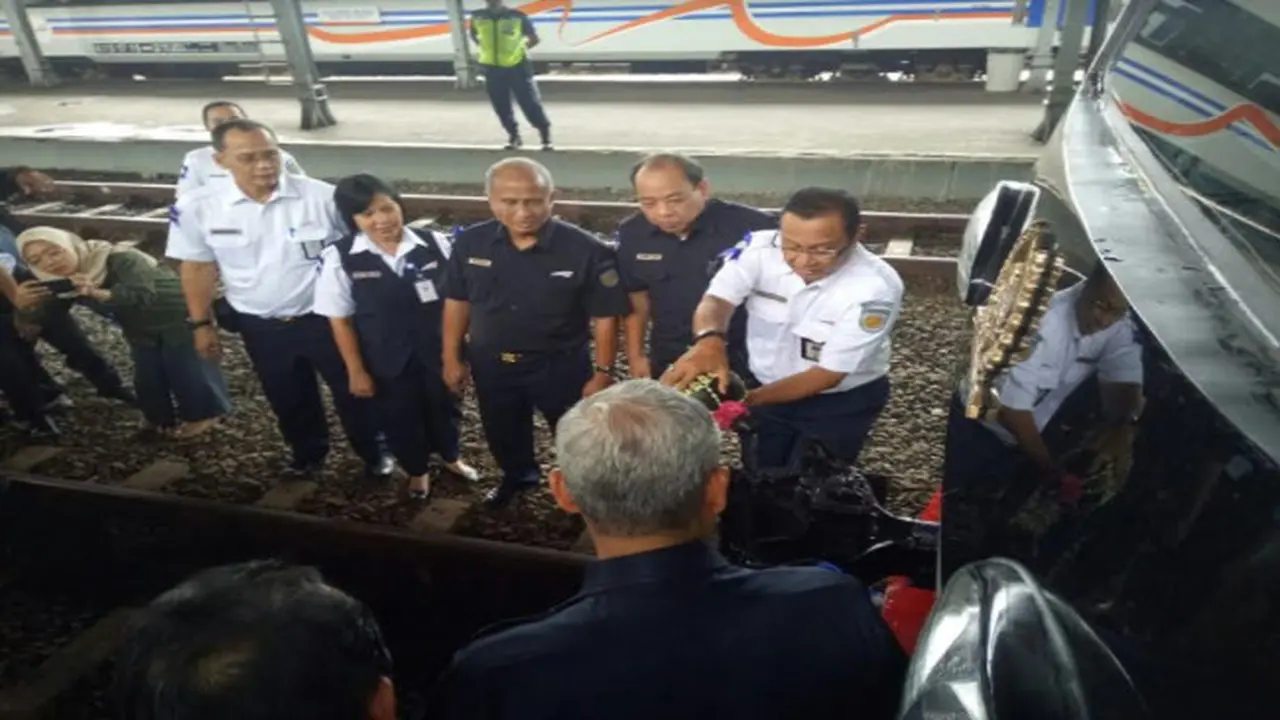 Melihat Kereta Inspeksi Baru Milik KAI - Bisnis Liputan6.com