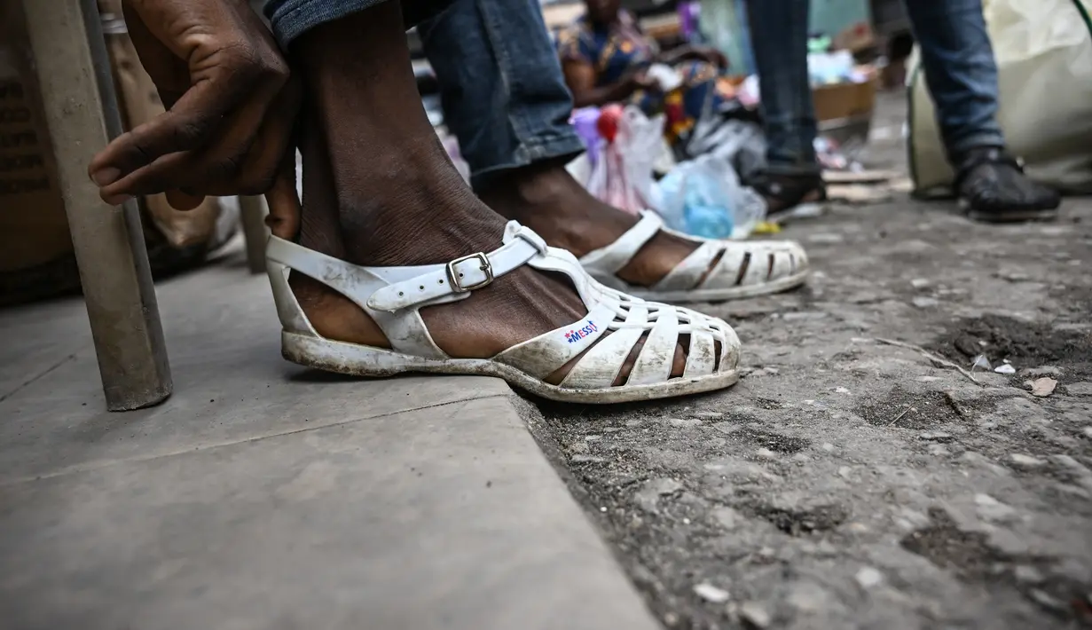 Leke, Sandal yang Menjadi Simbol Budaya Pantai Gading - Foto Liputan6.com
