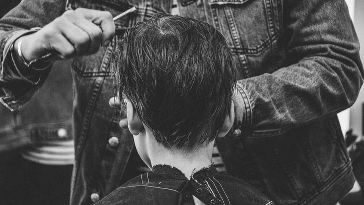 Rekomendasi 8 Model Rambut Pria Rapi 2025, Begini Cara Pilih Gaya yang ...