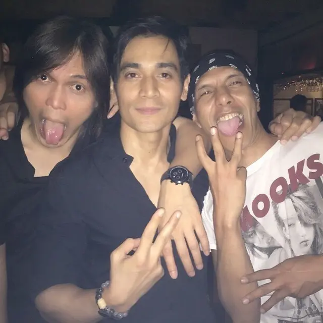 Berusia 48 Tahun dan Single, Ini 7 Potret Tyo Nugros Eks Drummer Dewa ...