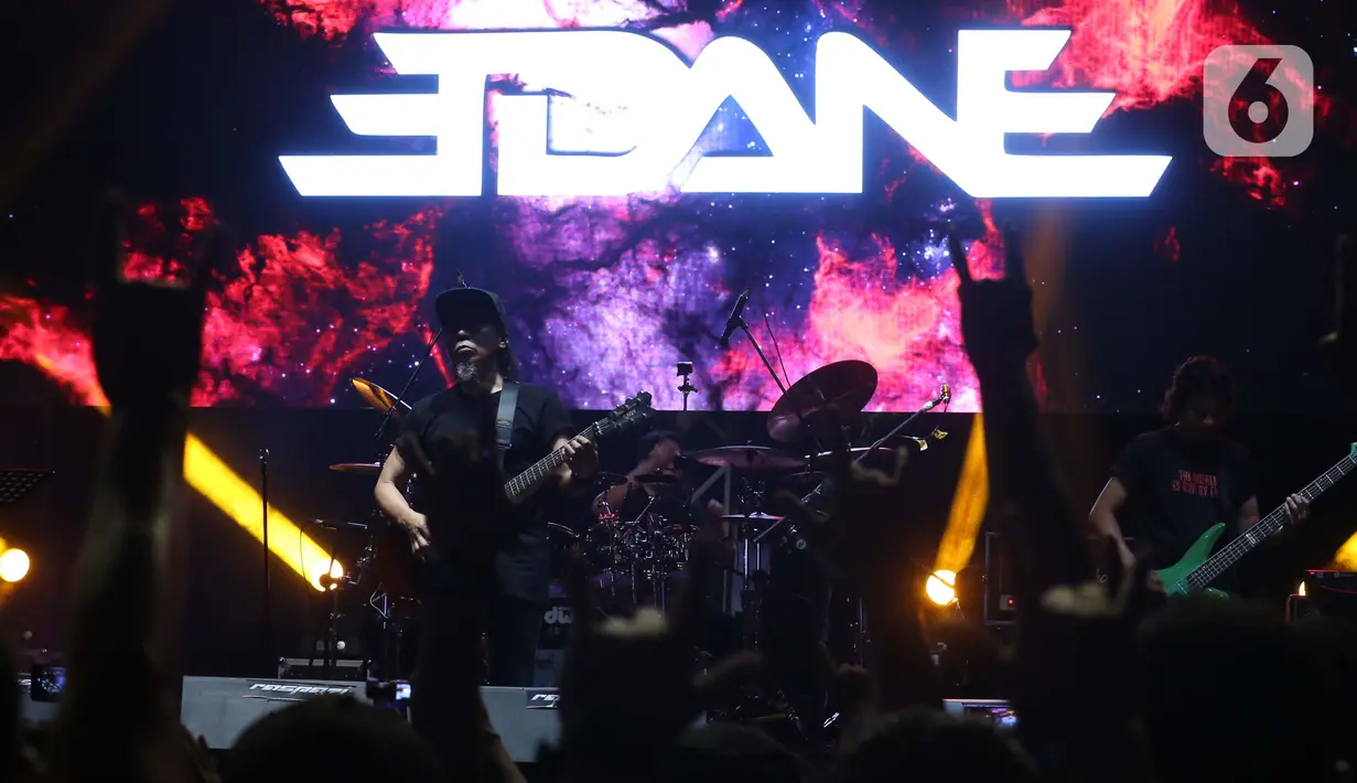 Penampilan Edane Guncang Panggung Rock Legends Festival - Foto Liputan6.com