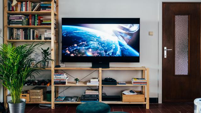 7 Perbedaan TV Analog dan Digital - Info Fimela.com