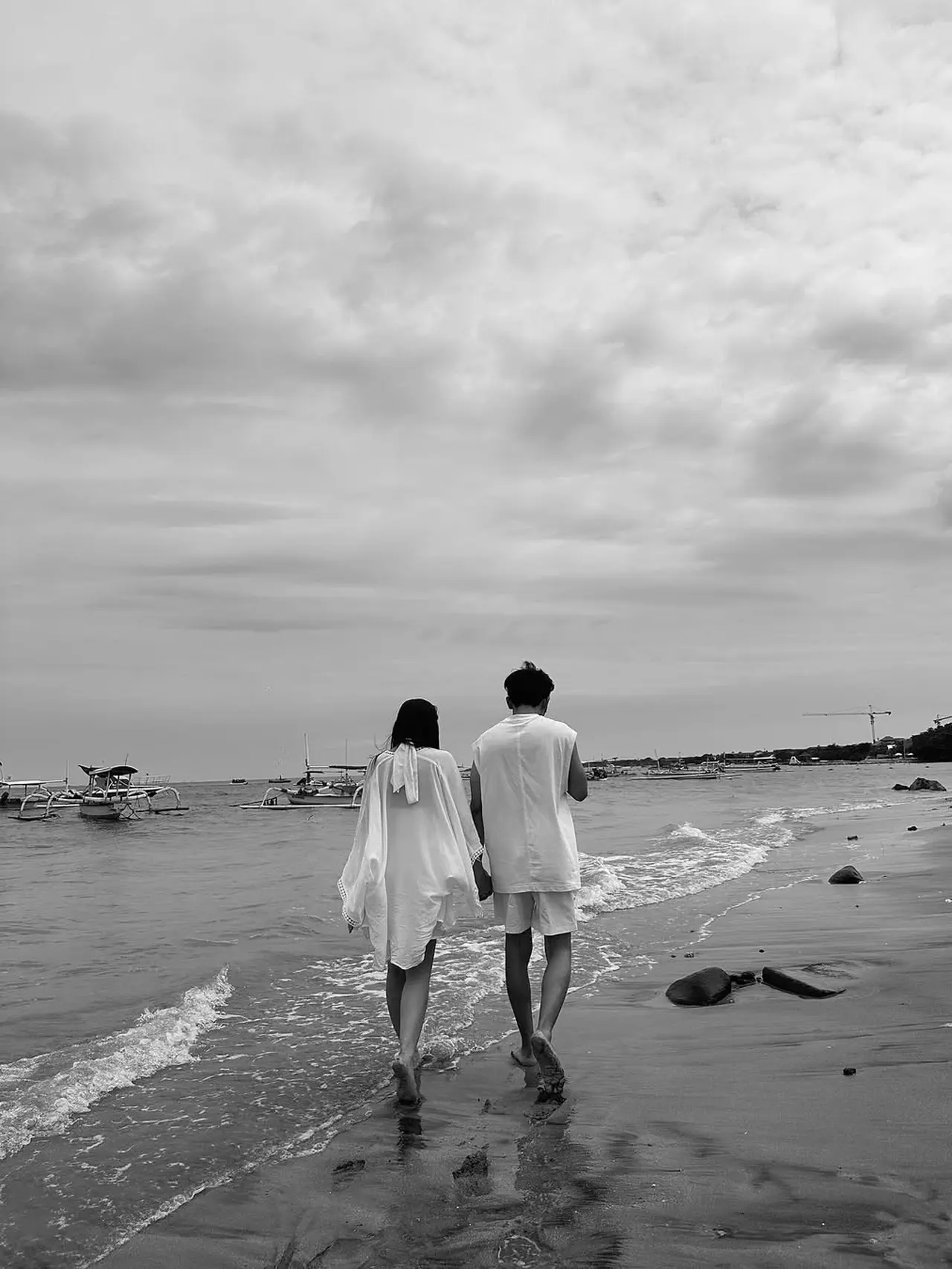 Potret Liburan Romantis Randy Martin dan Lyodra, Tampilkan Visual ...