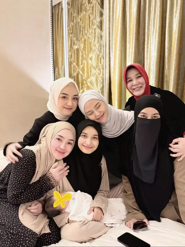 7 Potret Cut Intan Nabila Dapat Dukungan Artis, Tegaskan Tak Cabut ...