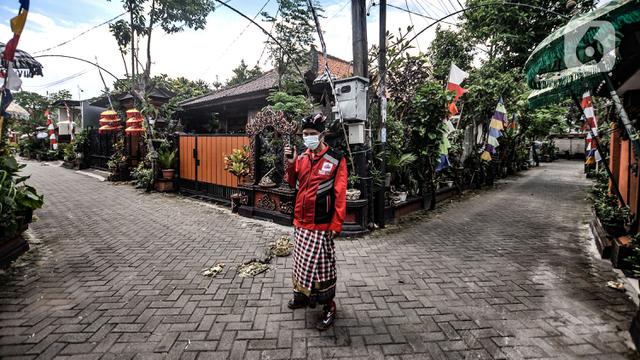 Pecalang Adalah Polisi Adat dari Bali, Ketahui Tugas dan Syarat Menjadi ...