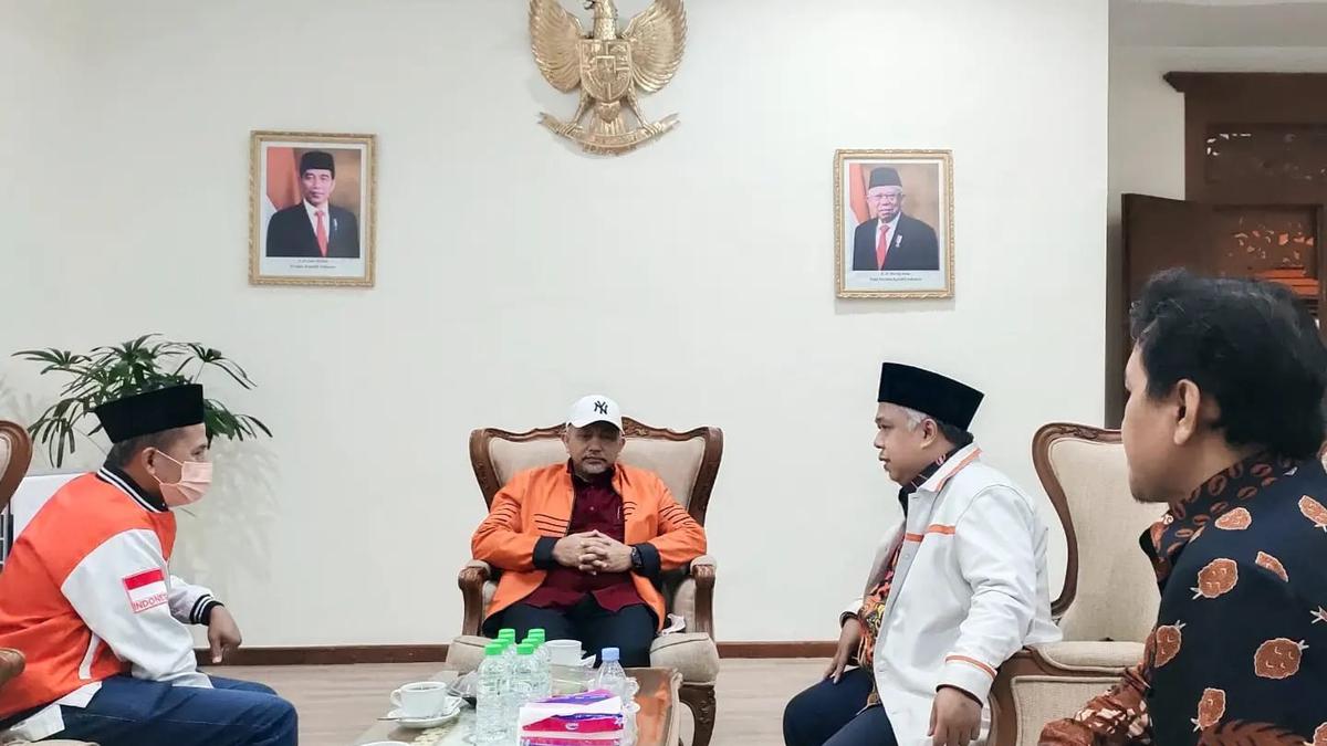Ketua PKS Jatim Ajak Pengurus dan Kader Tingkatkan Politik Silaturahim - Surabaya Liputan6.com