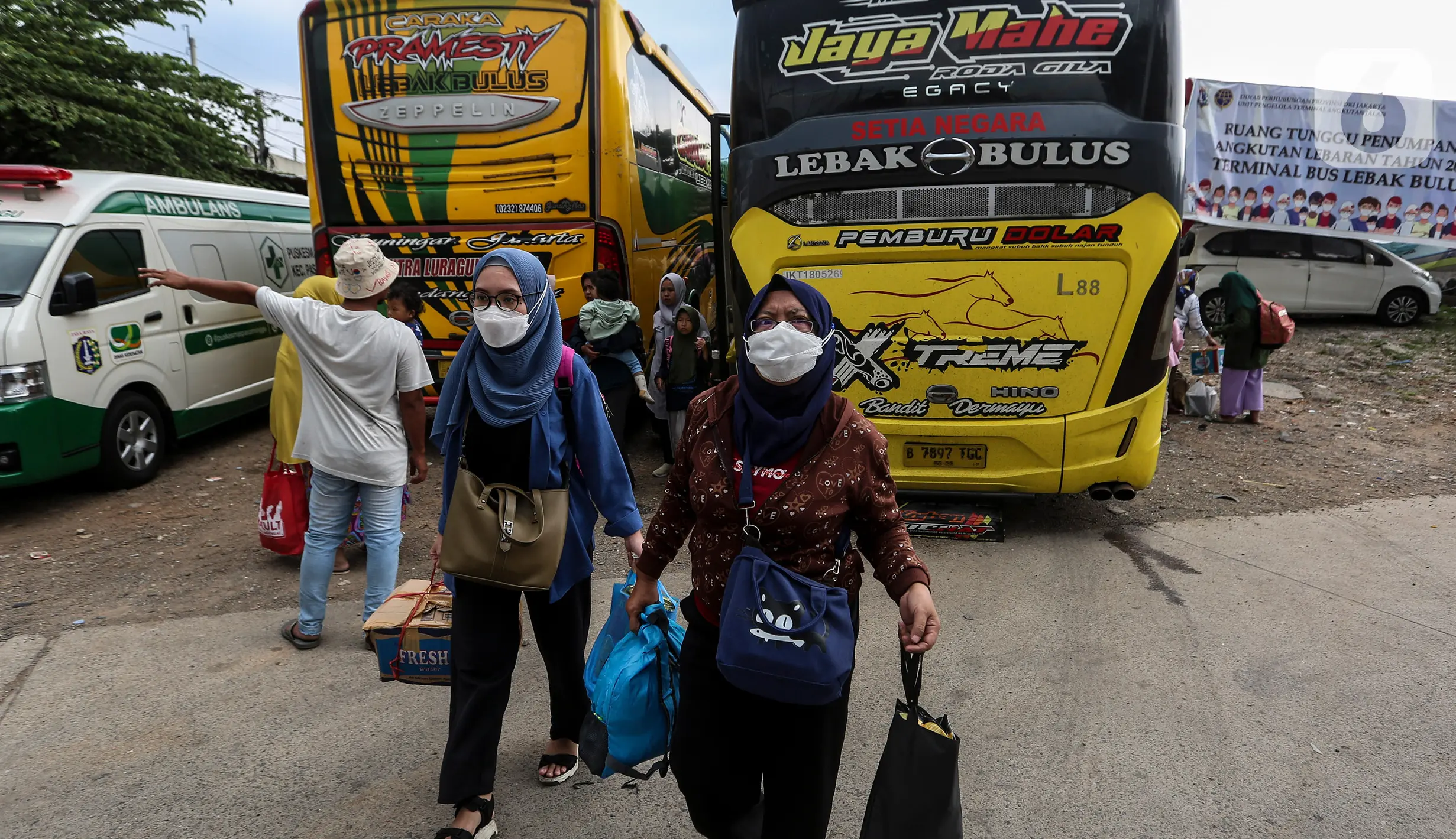 Suasana Arus Balik Lebaran 2023 di Terminal Lebak Bulus - Foto Liputan6.com