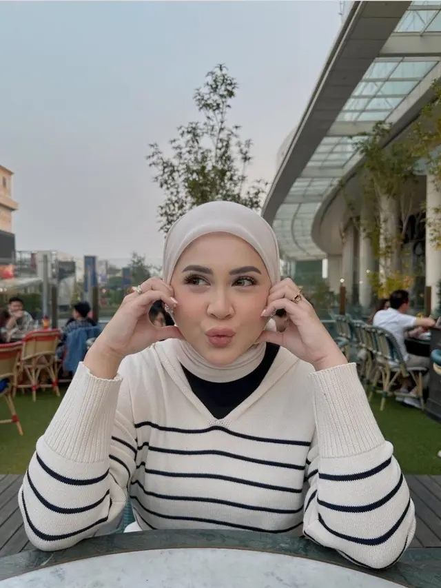 7 Transformasi Kesha Ratuliu Usai 4 Tahun Filler Wajah, Dulu Dikenal ...