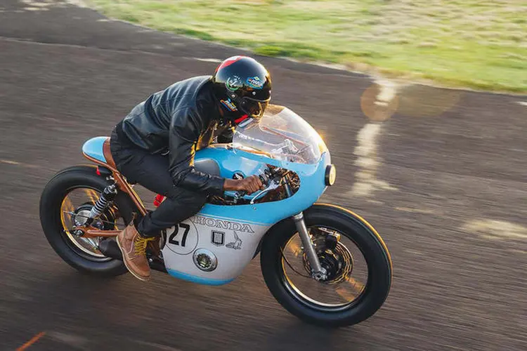 Honda CB550 Cafe Racer Full Fairing - Galeri Otosia.com