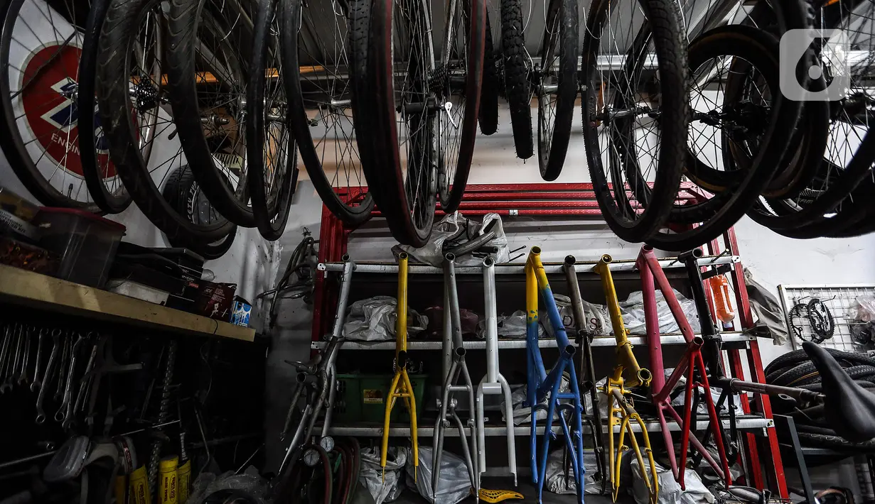 FOTO: Geliat Bisnis Restorasi Sepeda di Masa Pandemi COVID-19 - Foto ...