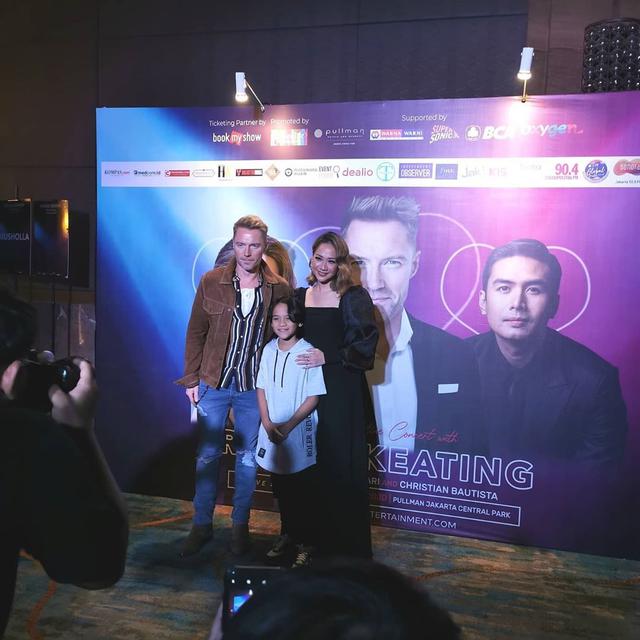 6 Potret BCL Bergaun Hitam di Atas Panggung, Anggun Meski Masih ...