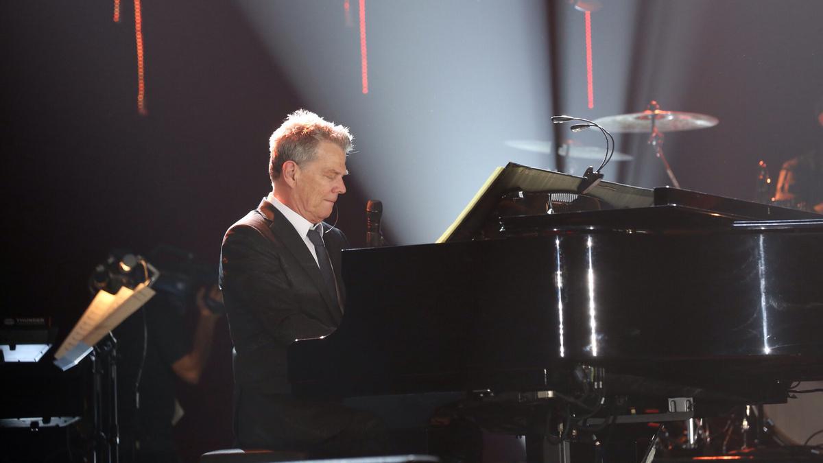 Langka, Piano David Foster Dibawa Khusus dari Singapura - ShowBiz ...