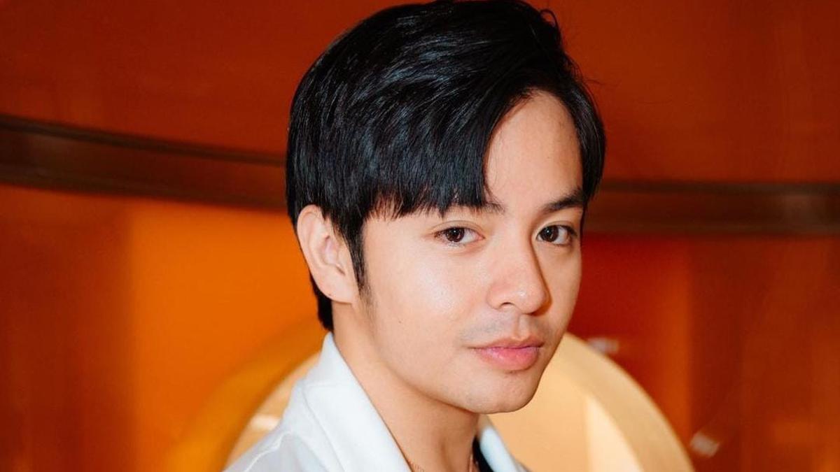 Jadi Ayah Muda yang Penuh Kehangatan di Film Dua Hati Biru, Angga ...