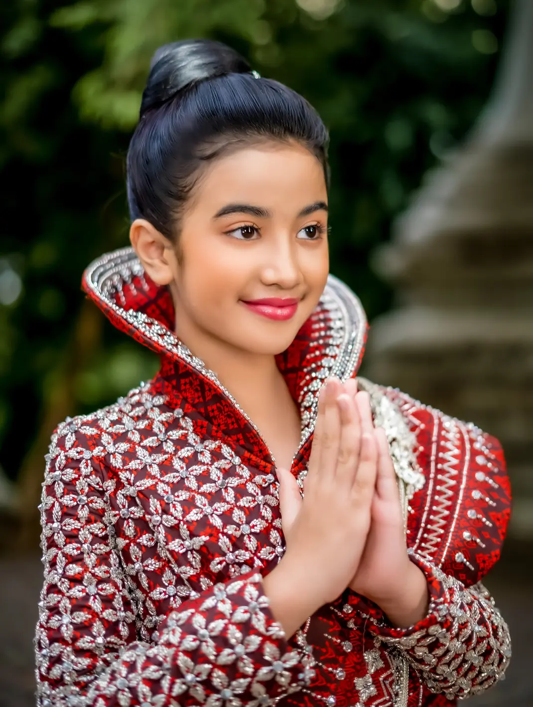 Gaya Princess Jenna Norodom 'Jelmaan Lisa BLACKPINK' yang Mengingatkan ...