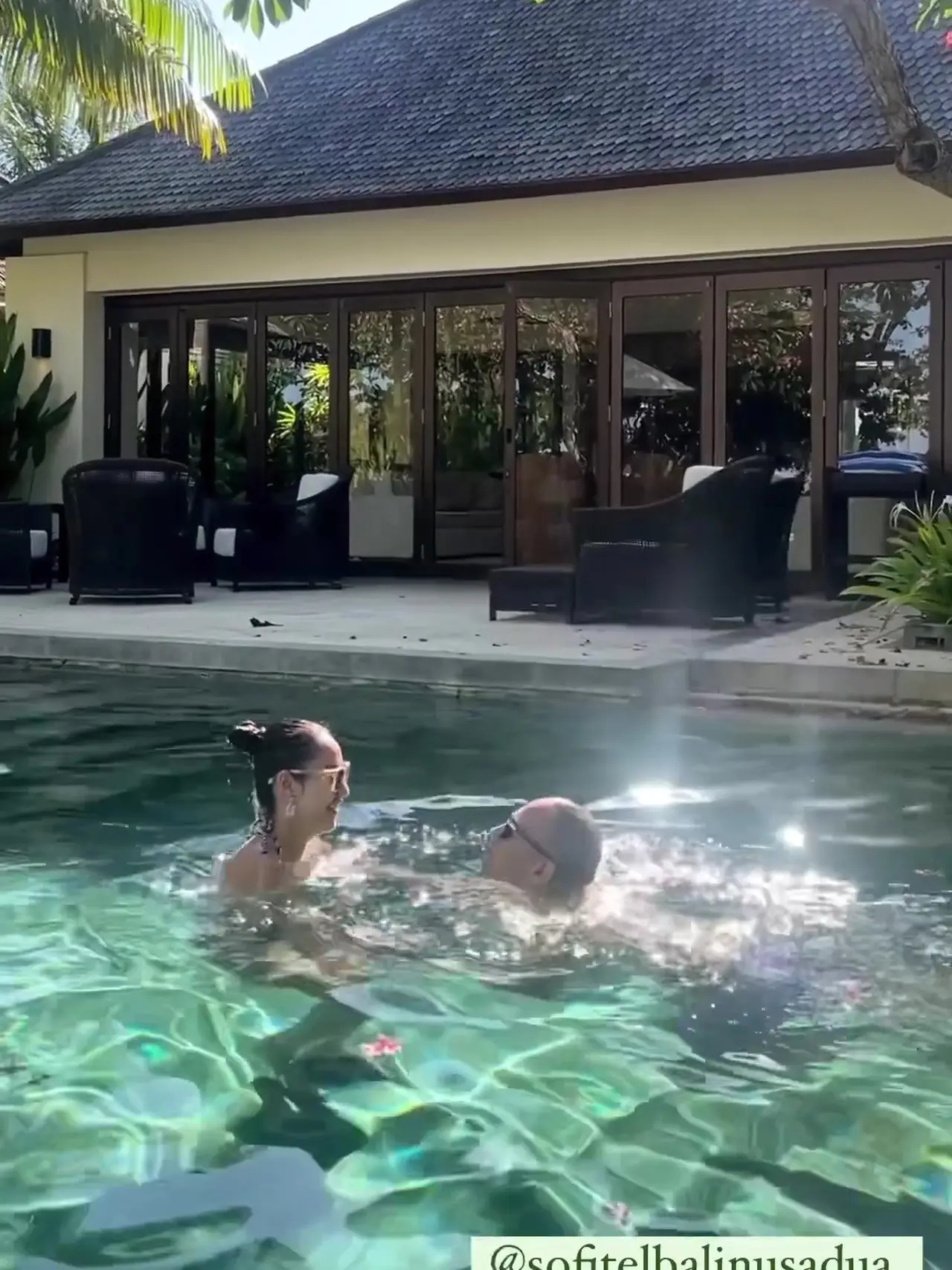 7 Potret BCL dan Tiko Aryawardhana Setelah Menikah, Momen Berdua Curi Perhatian - Hot Liputan6.com