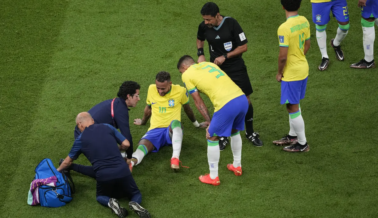 Neymar Alami Cedera di Laga Pertama Piala Dunia 2022 - Foto Liputan6.com