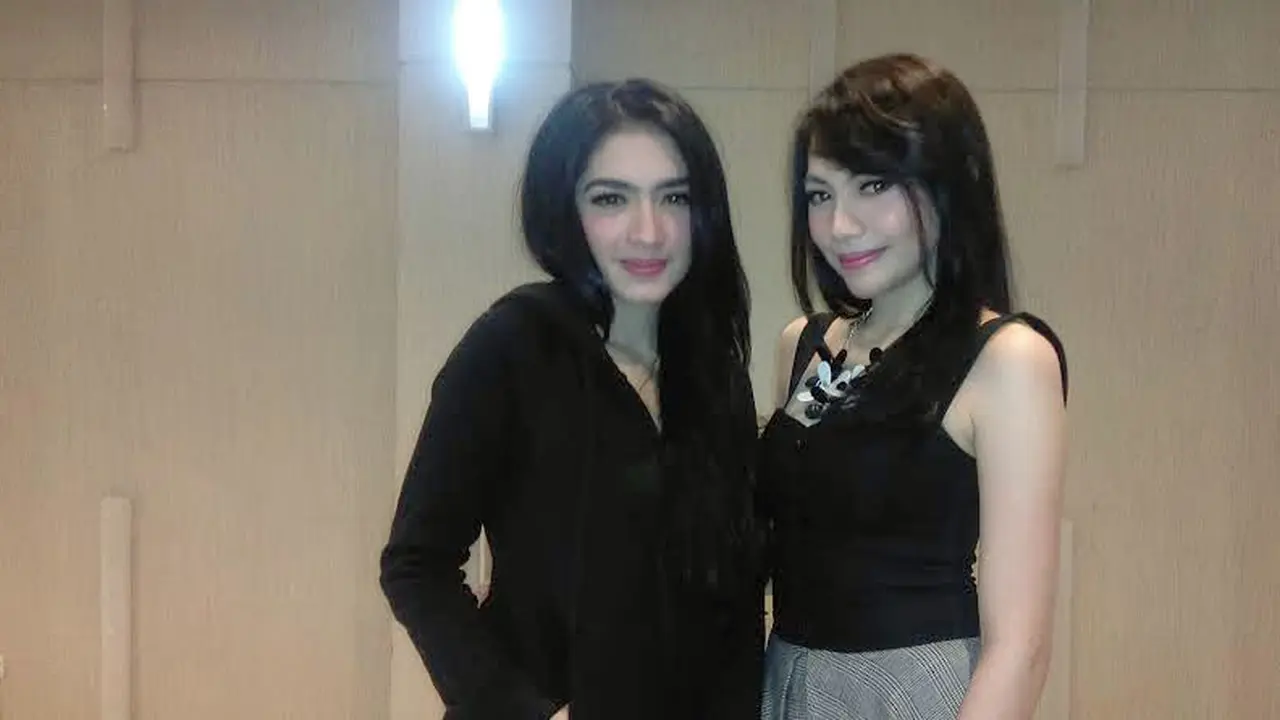 Kezia Karamoy Ingin Ikuti Angel Karamoy Nikah Muda? - ShowBiz Liputan6.com