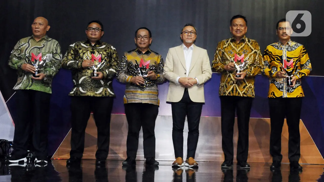 Daftar Lengkap Penerima Penghargaan Merdeka Awards 2023 - Ragam Bola.com