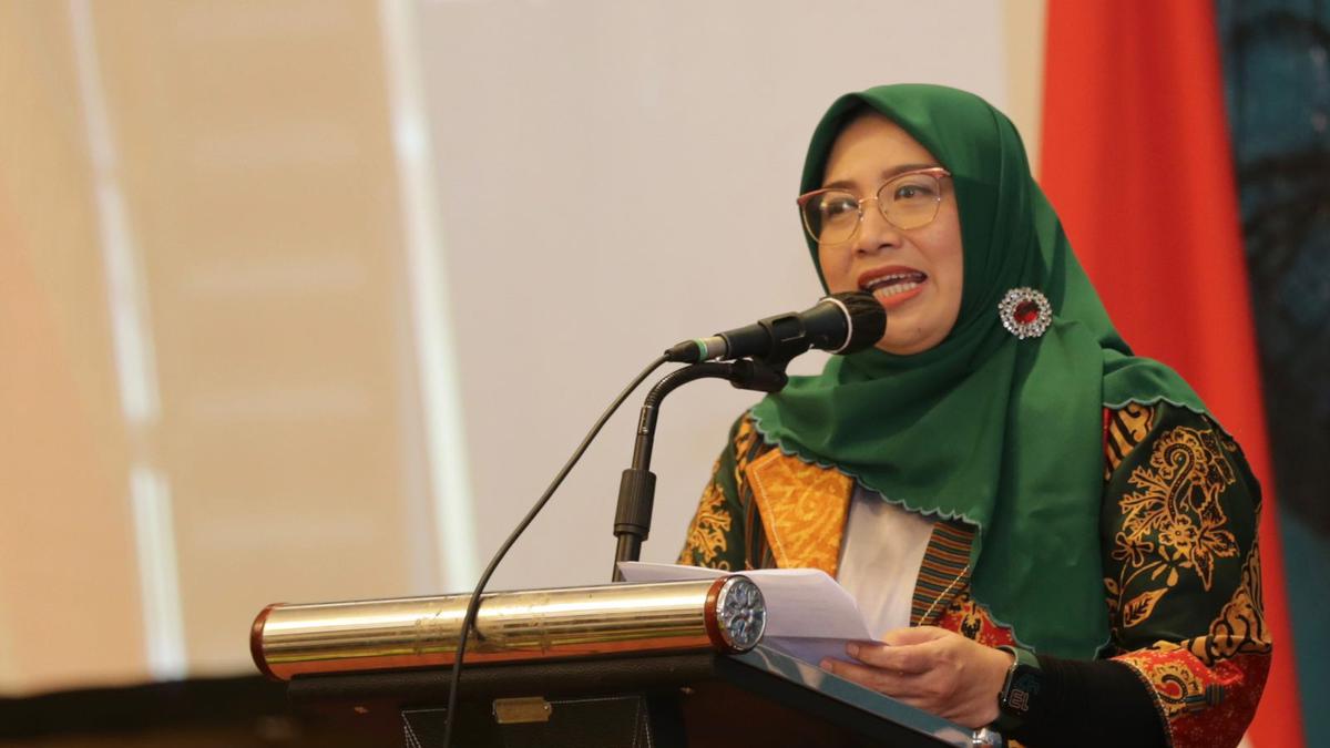 Nduk Nik Bagikan Program TKM untuk Muslimat dan Fatayat NU se Banyuwangi - News Liputan6.com