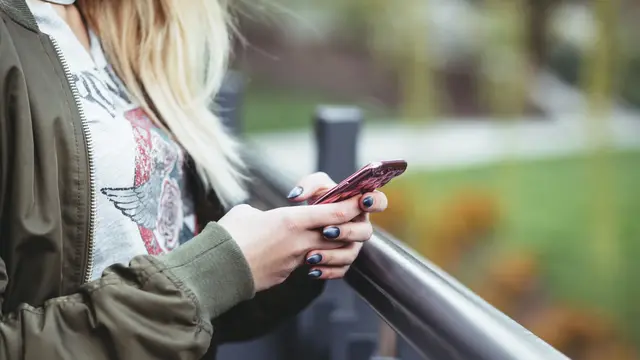 10 Keuntungan Menjalani Hubungan LDR yang Bisa Didapatkan - Ragam Bola.com