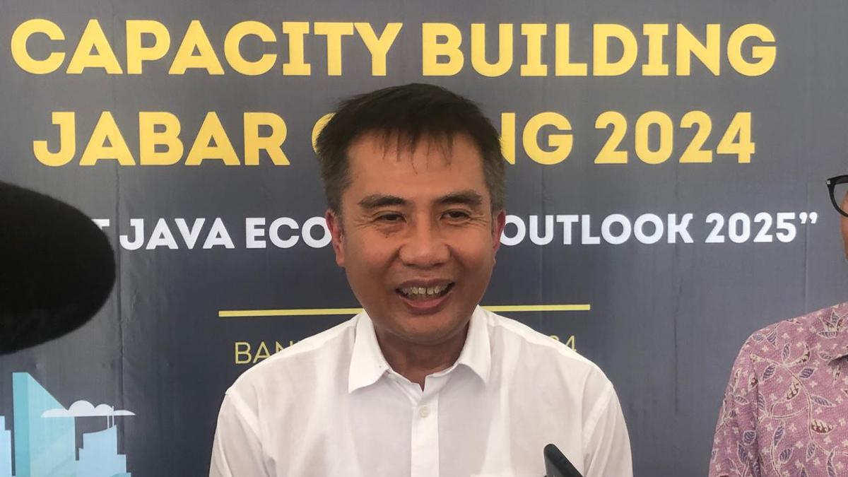 Waspadai Banjir Barang Asal China, Bey Machmudin: Bisa Jadi Ancaman ...