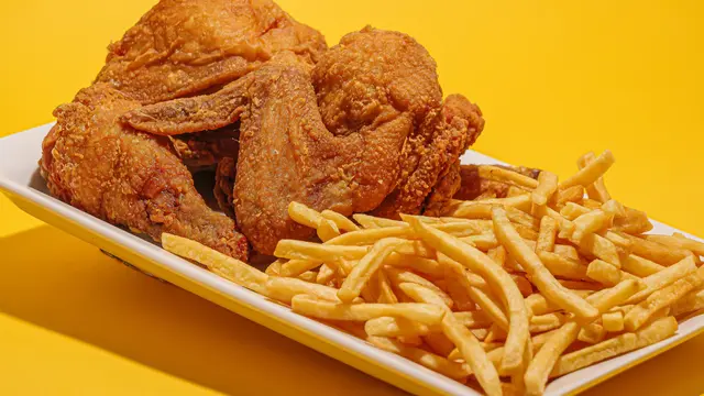 5 Cara Membuat Ayam Kentucky Ala Rumahan, Awet Renyah dan Sederhana ...