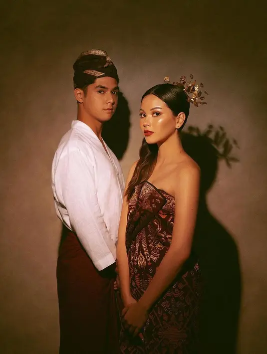 10 Potret Busana Pengantin Adat ala Enzy Storia, Nikita Willy hingga Jessica Mila, Prewedding ...