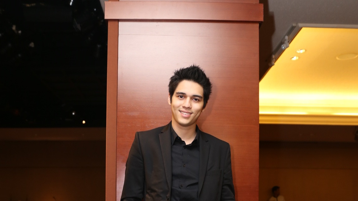 Penakut, Begini Tingkah Maxime Bouttier Saat Nonton Film Horor ...