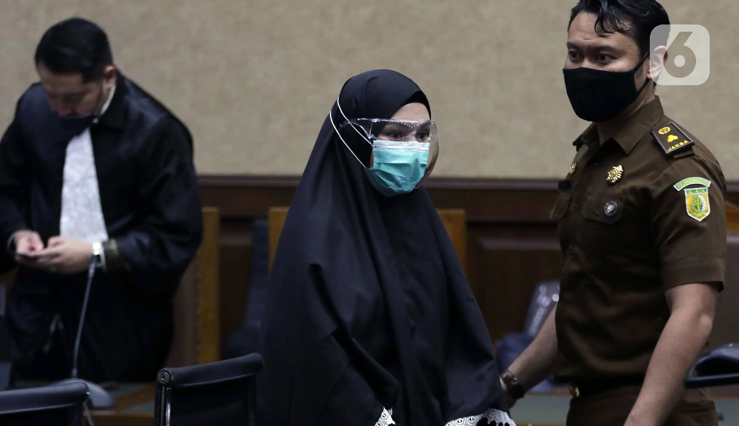 FOTO: Jaksa Pinangki Sirna Malasari Divonis 10 Tahun Penjara - Foto ...