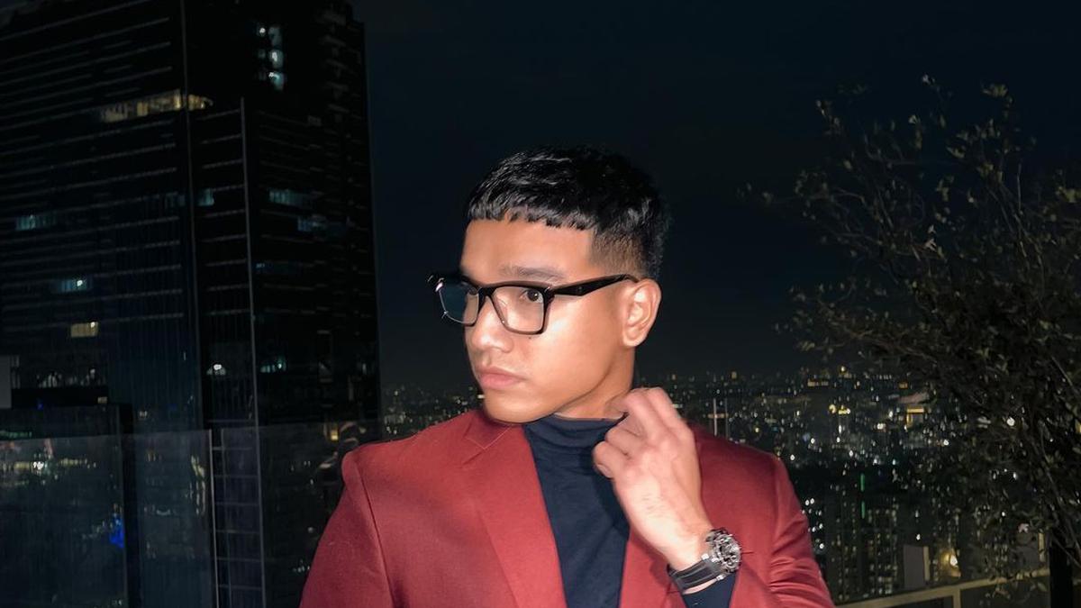 Perbedaan Peran Fadly Faisal di Vidio Original Series Ular Tangga Dara ...