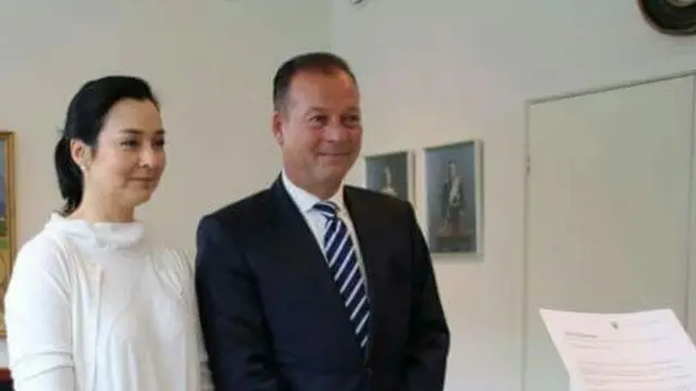 Usai Nikah dengan Bule, Model Larasati Gading Bulan Madu di Kastil ...