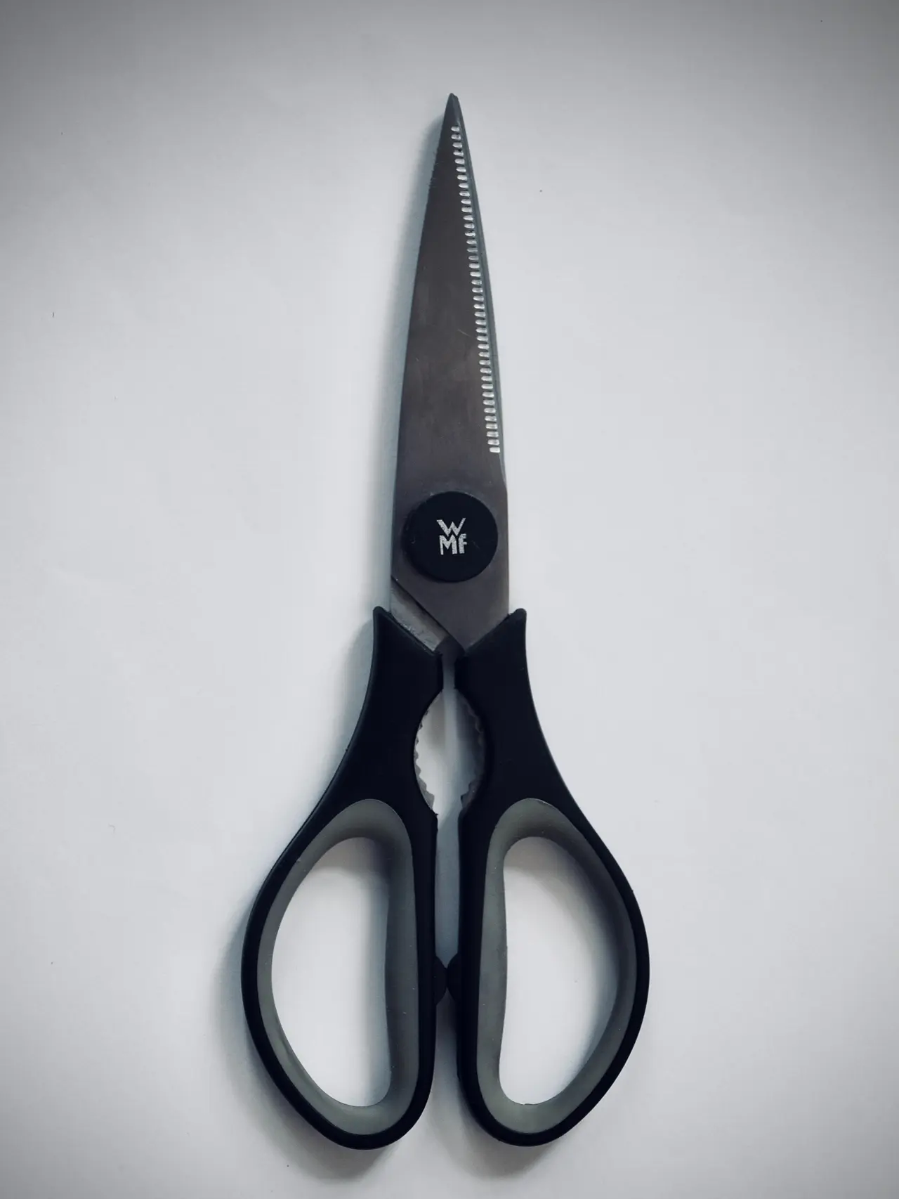 5 Cara Mempertajam Gunting yang Tumpul, Efektif dan Mudah Dilakukan ...