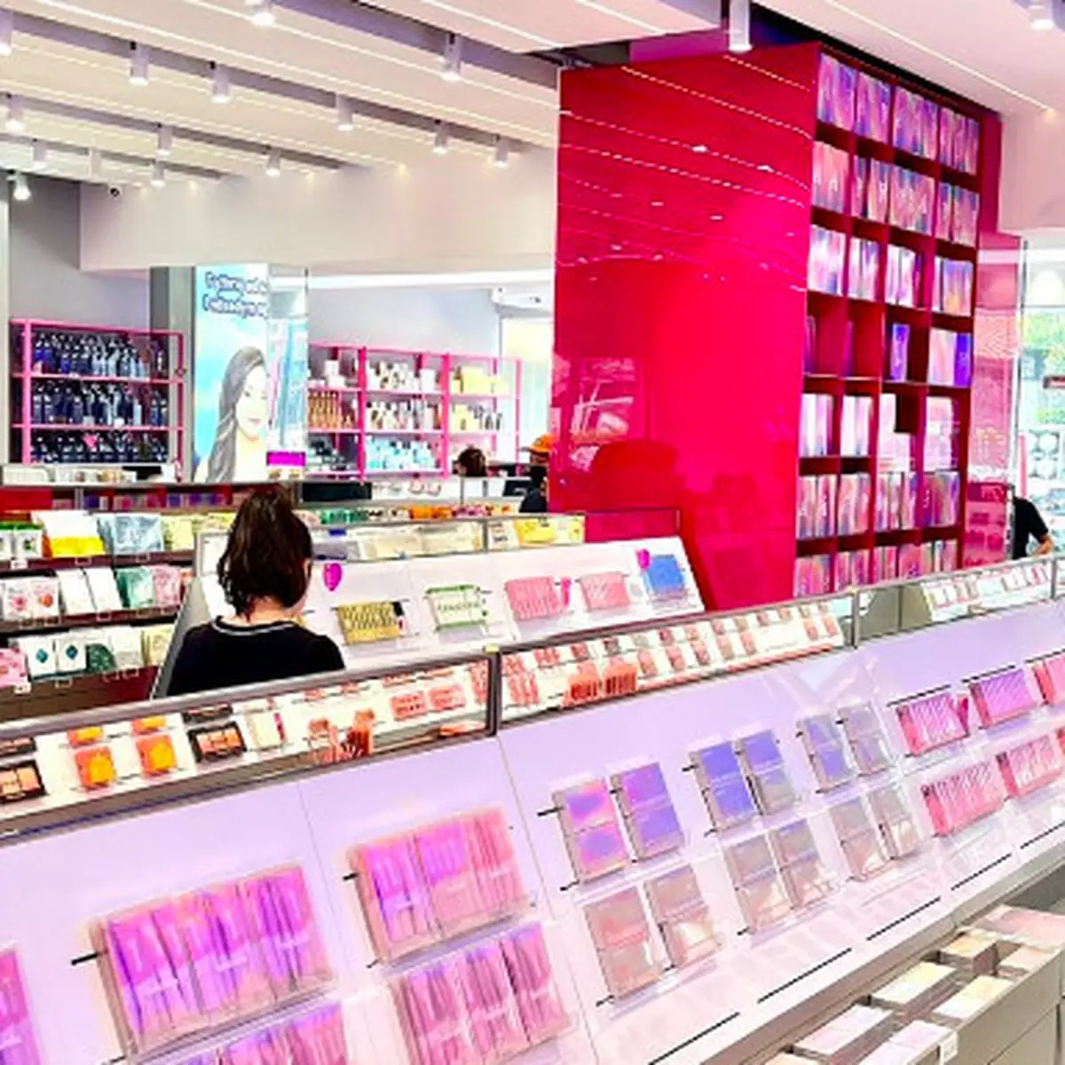 Toko Make Up - Mugeek Vidalondon