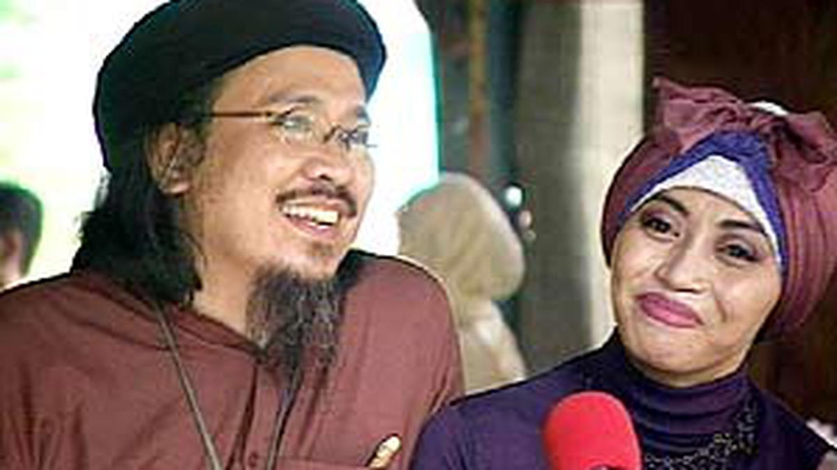 Keluarga Trie Utami Tidak Ingin Campur Tangan - ShowBiz Liputan6.com