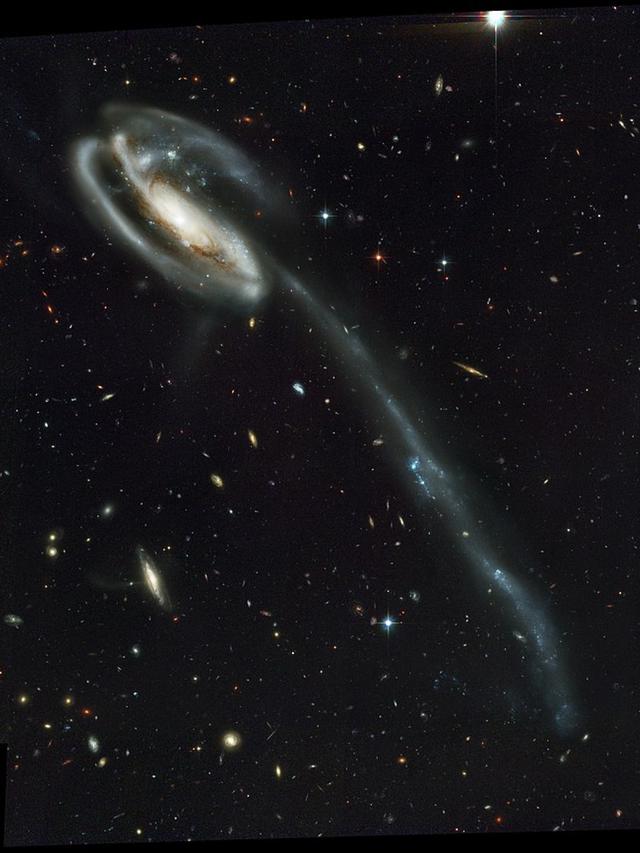 Menakjubkan, Intip 6 Potret Galaksi Hasil Jepretan Teleskop Hubble ...
