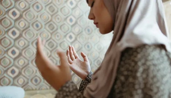 Doa Setelah Rukuk Sesuai Ajaran Rasulullah, Lengkap dengan Gerakannya ...