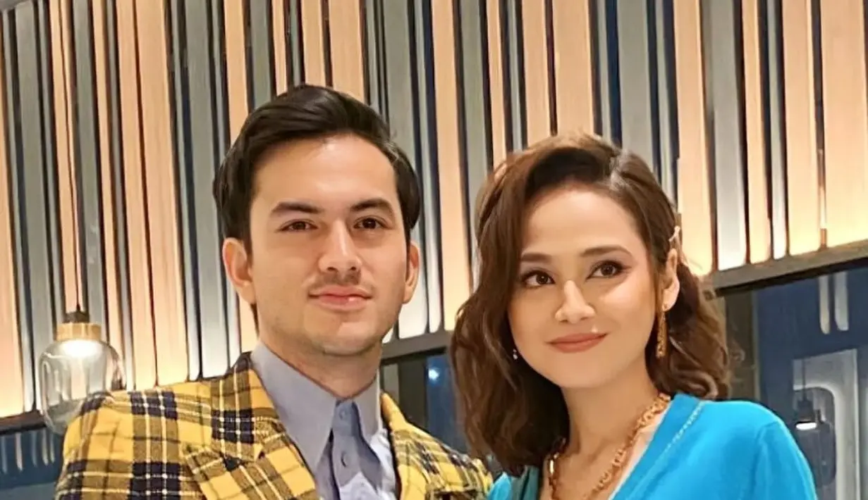 Main Film Bareng Lagi, Syifa Hadju dan Rizky Nazar di Gala Premiere Princess and The Boss - Foto ...