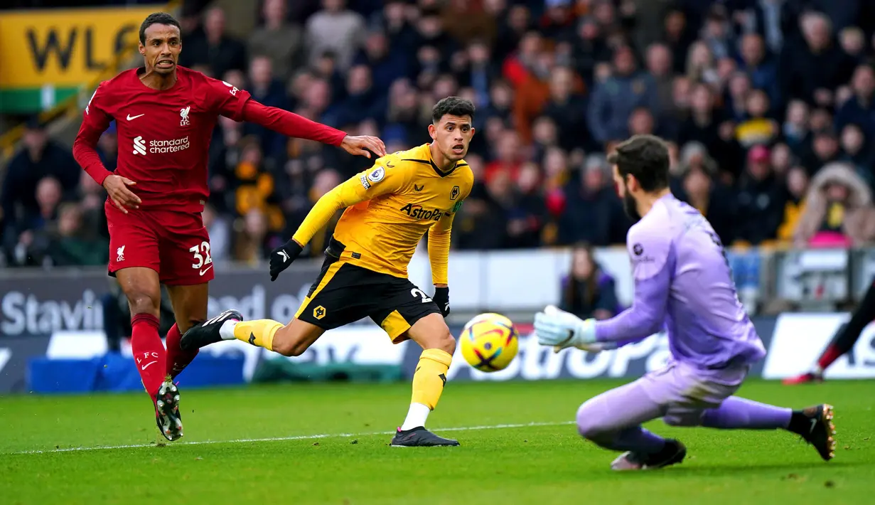 Liverpool Kena Bantai Wolverhampton Wanderers di Liga Inggris - Foto ...