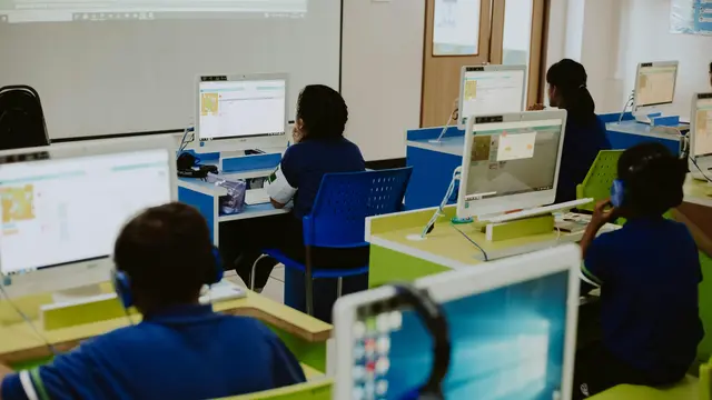 Coding hingga AI Jadi Mata Pelajaran Pilihan di Tahun Ajaran 2025/2026 ...