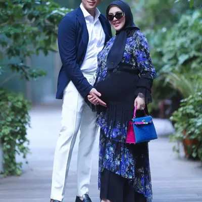 6 Potret Syahrini Tutupi Siluet Tubuh Sejak Dikabarkan Hamil, Tampil Menawan dengan Busananya ...