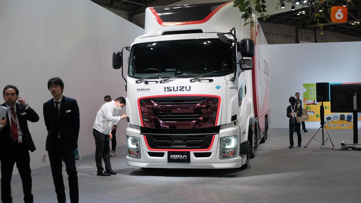Isuzu Memperkenalkan Truk Listrik Elf dan Giga Fuel Cell di Japan Mobility Show 2023 - Otomotif ...