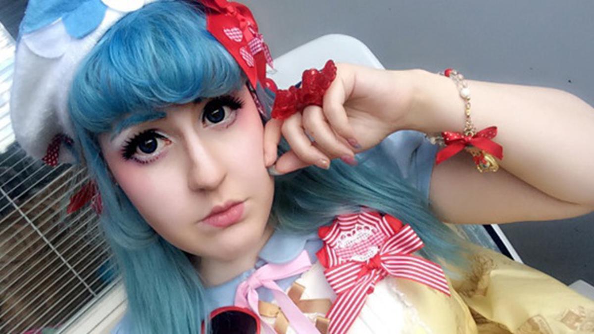 Perkenalkan Jennifer Jackson, Si Boneka Hidup Asal Swedia - Lifestyle ...