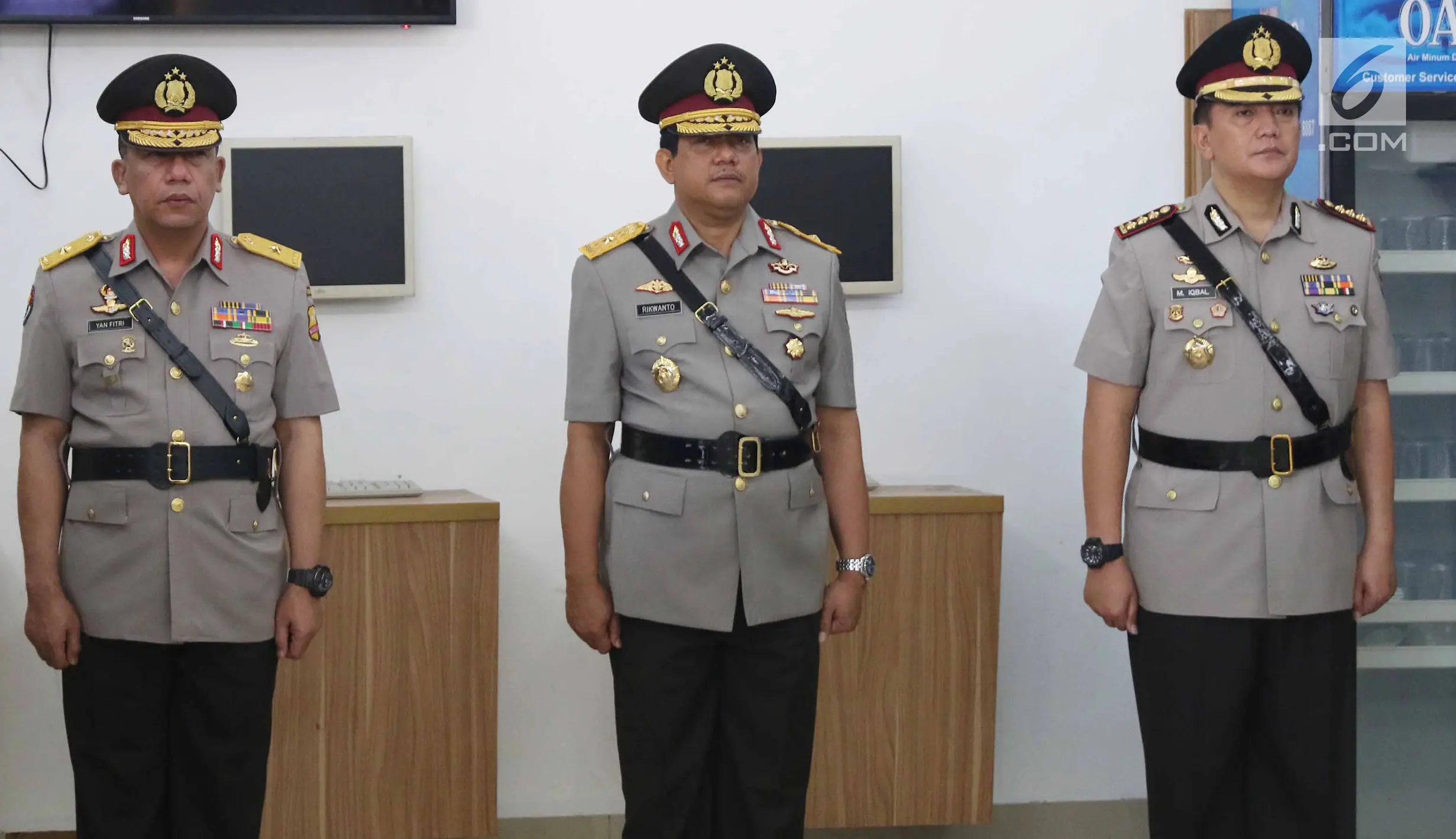 PHOTO: Kadiv Humas Polri Pimpin Sertijab Karo Multimedia dan Karo ...