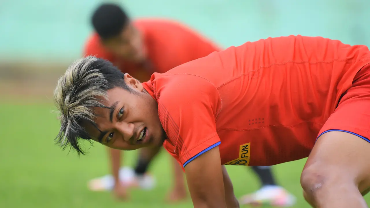 Kisah Rizki Dwi Febrianto, Ikut Konvoi Saat Arema Juara Saat Masih SD ...