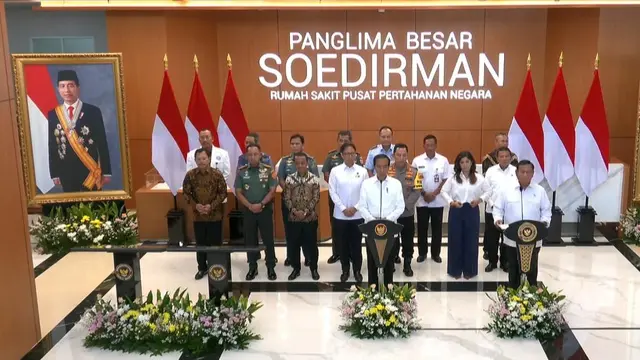 Jokowi Didamping Prabowo Resmikan RS Panglima Besar Soedirman di ...