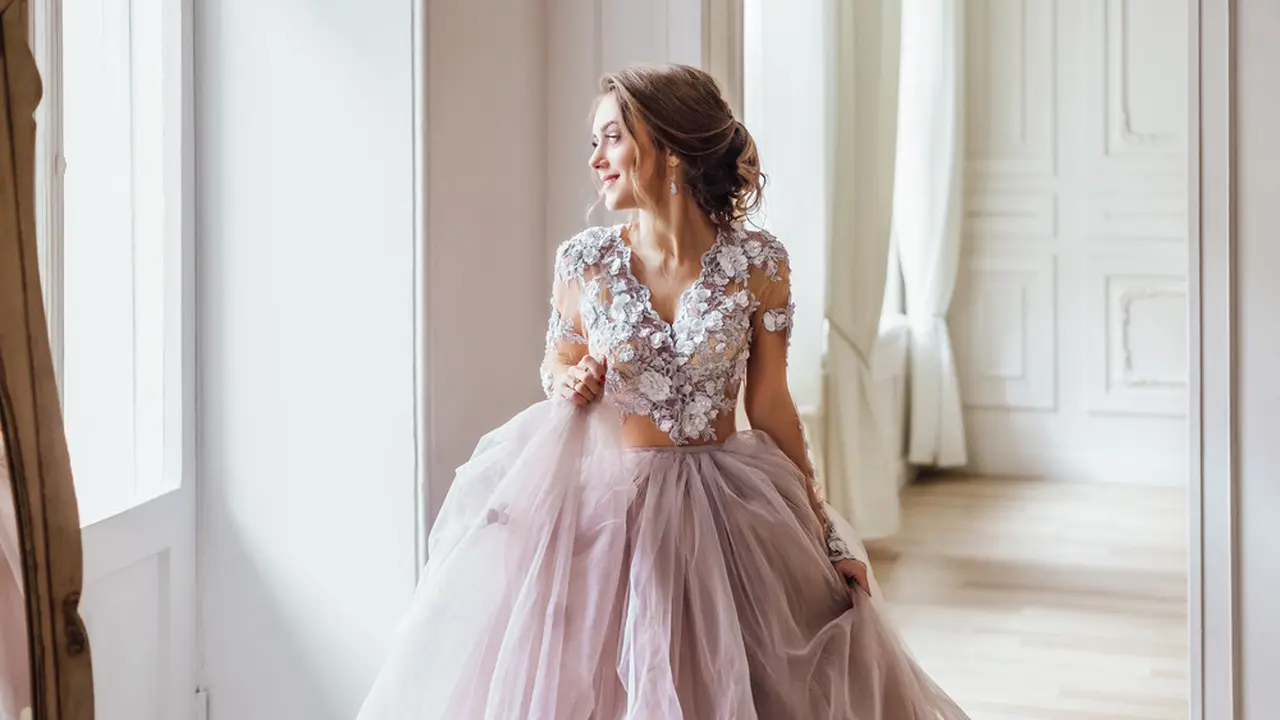 Cantik Maksimal, Inilah 3 Inspirasi Dress yang Cocok Dipakai untuk ...